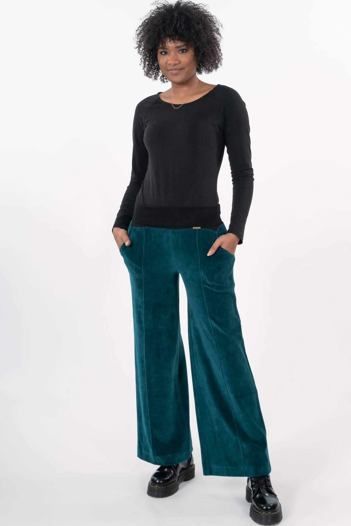 Stilvolle und Nachhaltige Hosen & Overalls für Damen bei Chapati Design ...